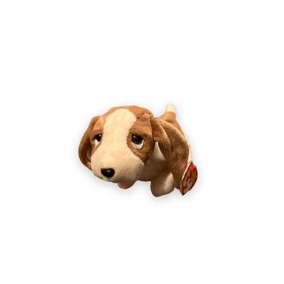Ty | Toys | Vintage 997 Ty Beanie Babies Tracker The Basset Hound ...